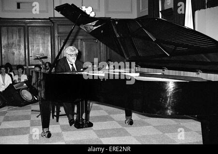 English pianist and composer John Ogdon (1937-1989) during a guest ...
