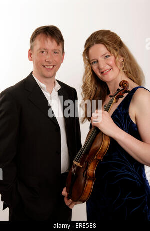 Gary Cooper (Fortepiano) and Rachel Podger (Baroque violin) Early music ...