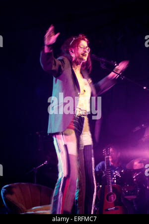 Eddi Reader - portrait of the Scottish singer performing at the 1998 ...
