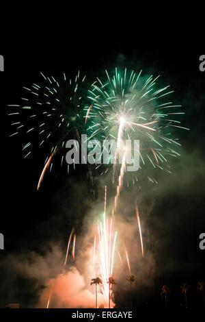 Honolulu, Hawaii, USA. 22nd May, 2015. Beautiful fireworks display in ...
