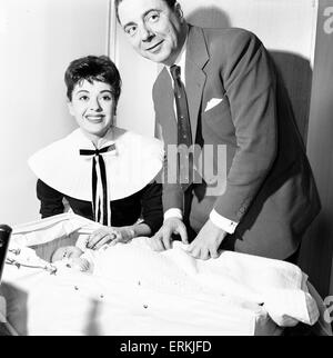 Ronald Waldman, BBC Head of Light Entertainment, wife, actress Lana ...