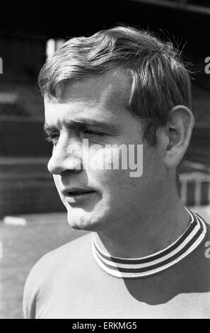 Joe Baker, Nottingham Forest (l Stock Photo - Alamy
