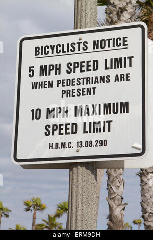 Bicyclist max speed limit notice at Huntington Beach California USA ...