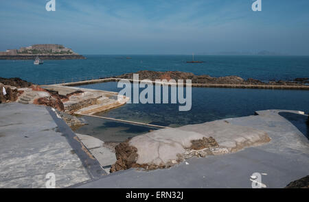 La Valette tidal bathing pools guernsey Stock Photo - Alamy