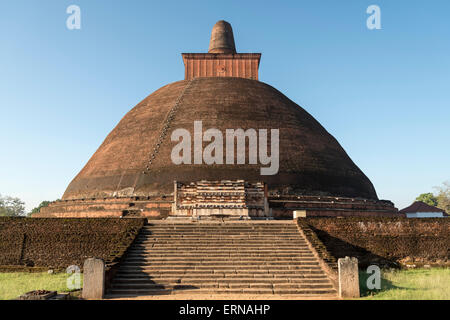 Jethawana Dagoba, Anuradhapura, Sri Lanka Stock Photo - Alamy