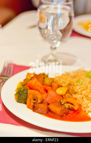 Phad Prio Wan Phak, Thai sweet and sour vegetables Stock Photo - Alamy