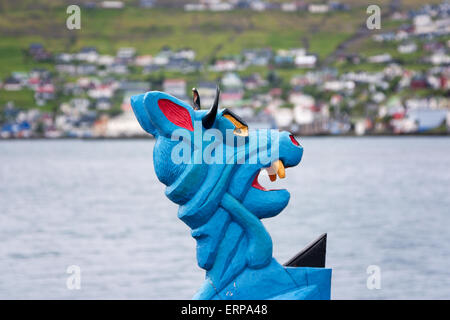 Viking Ship Figurehead Stock Photo - Alamy