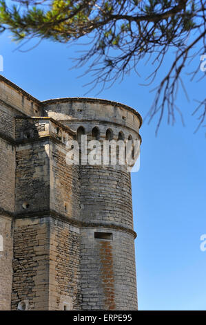 Old town with Renaissance castle, Gordes, Vaucluse, Provence-Alpes-Cote ...