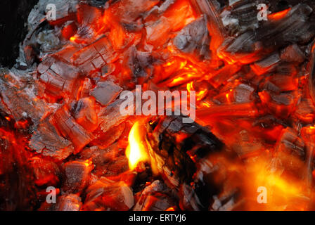 Dark background from the burning charcoal Stock Photo - Alamy