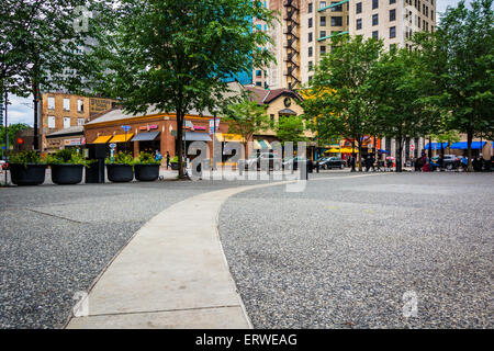 Market Square in downtown Pittsburgh, Pennsylvania, USA Stock Photo - Alamy