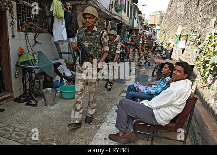 Indo Tibetan border force ITBF commandos at arthur road jail in Bombay ...