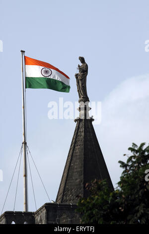 Indian flag on rooftop high court building statue nyay ki devi lady ...