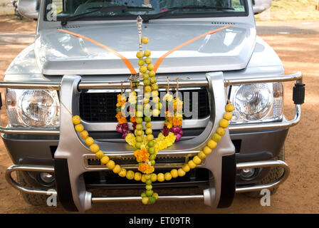New registration car at Nattarasankottai Kannathal temple in Tamil Nadu ...