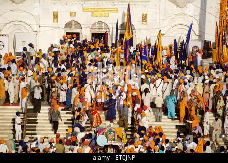 Sikh devotees procession, Hazur Sahib Gurdwara, Takht Sachkhand Sri ...