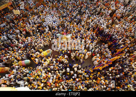 Sikh devotees procession, Hazur Sahib Gurdwara, Takht Sachkhand Sri ...