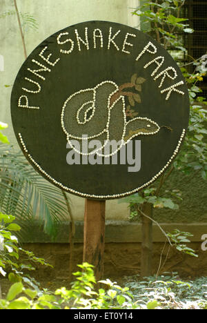 Rajiv Gandhi Zoological Park and Wild Life Research Centre sign, Katraj ...