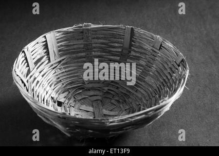 Cane basket, Tokri Stock Photo - Alamy
