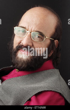 Mohan Wagh, Marathi theatre actor, producer, father in law of ...