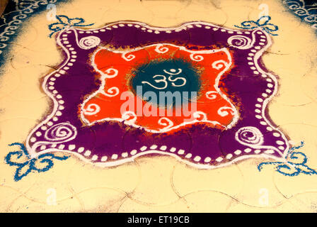 rangoli; sand painting; sand paintings; art; craft; color; colors ...