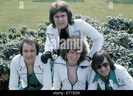MUD UK pop group in 1974 Stock Photo - Alamy