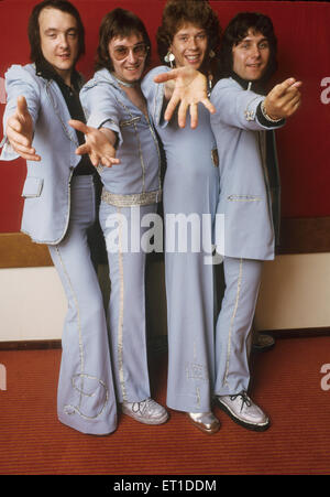 MUD UK pop group in 1974 Stock Photo - Alamy