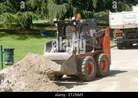 mini digger diggers bobcat earth mover movers earthmover earthmovers ...