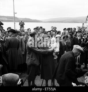 Evacuation of Island of Soay. Some of the 27 people of Soay Island ...