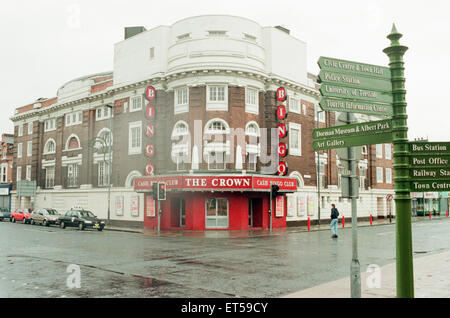 The Crown Bingo Hall, Middlesbrough, 17th November 1996 Stock Photo - Alamy