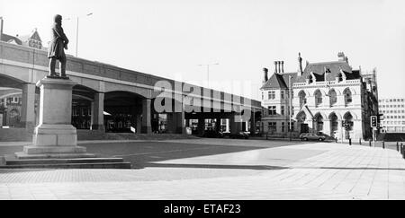 The relocated statue of first Middlesbrough MP and first Mayor, Henry ...