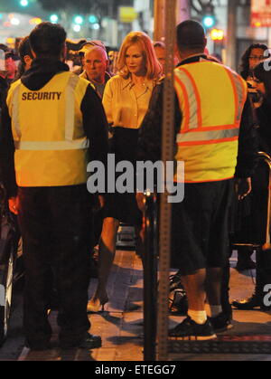 Danny Moder, husband to Julia Roberts, brings their three children ...