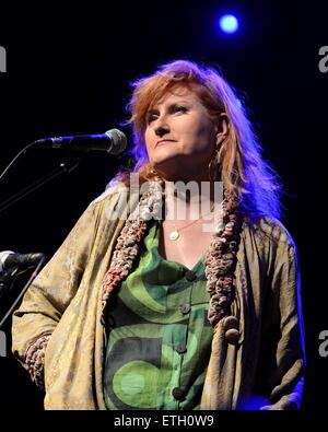 Eddi Reader performs live in concert at Vicar Street Featuring: Eddi ...