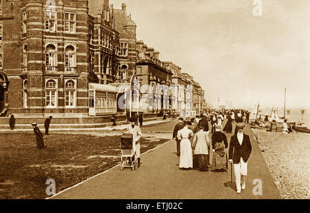 Deal pier Kent 1900's Stock Photo - Alamy