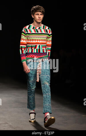 James Long Catwalk - London Collections Men AW2016 Stock Photo - Alamy