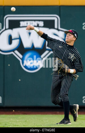 June 14, 2015: Vanderbilt outfielder Rhett Wiseman #8 in action during ...