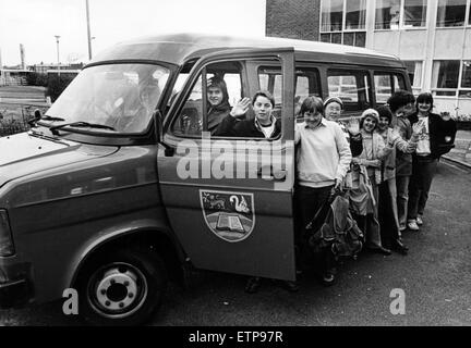 Schoolchildren from Saltscar Comprehensive School, Redcar, with a ...