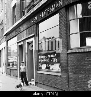 Empire Loyalists paint slogans on homes of the Queen's critics. 18th ...