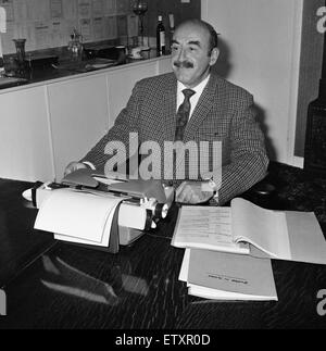 Screenwriter Talbot Rothwell. 6th November 1968 Stock Photo - Alamy
