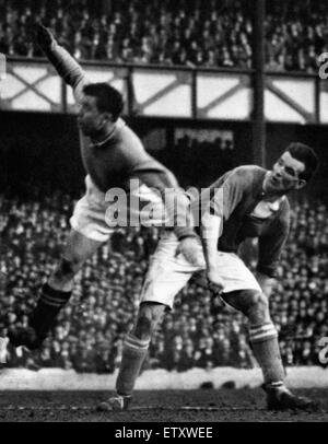 DIXIE DEAN. Dixie' Dean Everton in action with Millington, the Chelsea ...