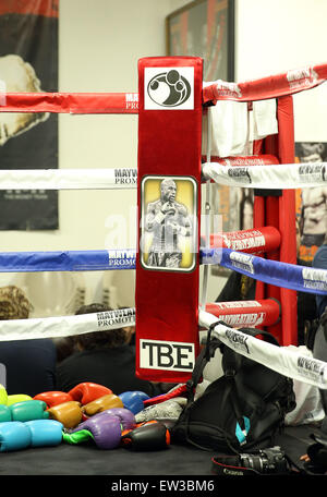 Floyd Mayweather Media Workout Day at Mayweather Boxing Club Las Vegas ...