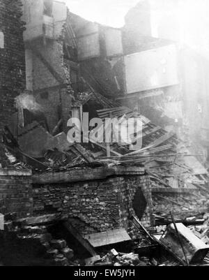 Bomb damage in Liverpool during WW2 Stock Photo - Alamy
