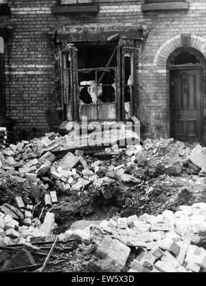 Bomb damage in Liverpool, Merseyside. 1st September 1940 Stock Photo ...