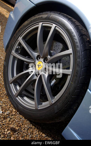 Ferrari F430 alloy wheel Stock Photo - Alamy