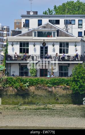 The Old Ship pub, Upper Mall, Hammersmith, London, England, UK Stock ...