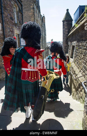 Scots Guards band performing on Paddington railway station concourse to ...