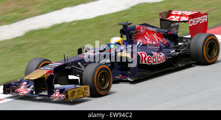Jean-Éric Vergne in FP2 at the 2012 Malaysian Grand Prix, testing his ...