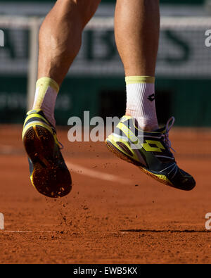 Feet of a tennis player Stock Photo - Alamy
