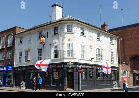 The Wheatsheaf in Wolverhampton Stock Photo - Alamy