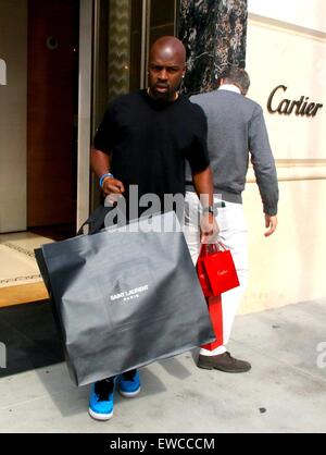 Corey Gamble leaves Cartier on Rodeo Drive in Beverly Hills Featuring ...