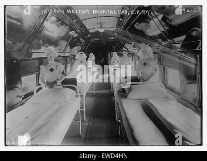 Military Hospital Car, CPR'Y Stock Photo - Alamy