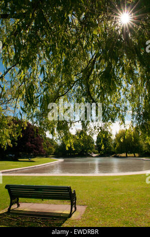 Tettenhall Paddling Pool, Tettenhall, Wolverhampton Stock Photo - Alamy